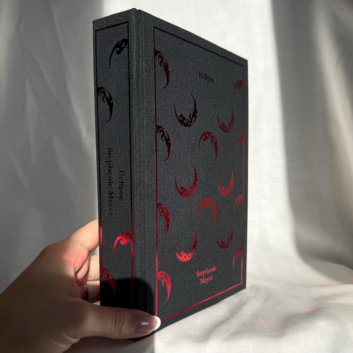 The Twilight Saga Book Series by Stephenie Meyer - Special Edition ...