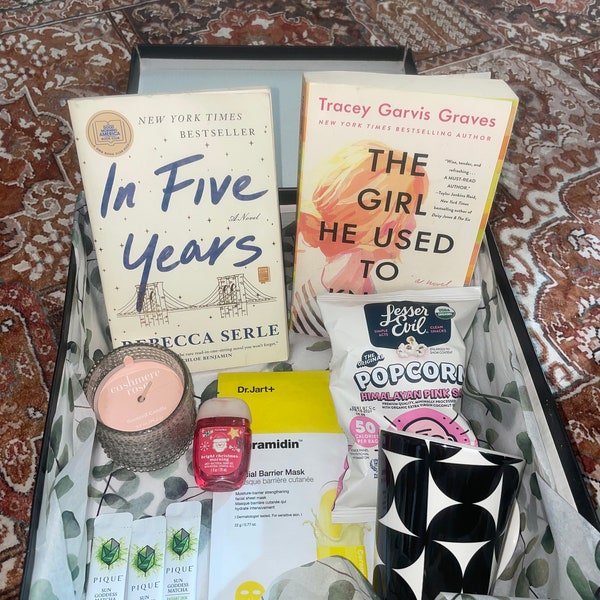 Book Gifts - 60+ Gift Ideas for 2024