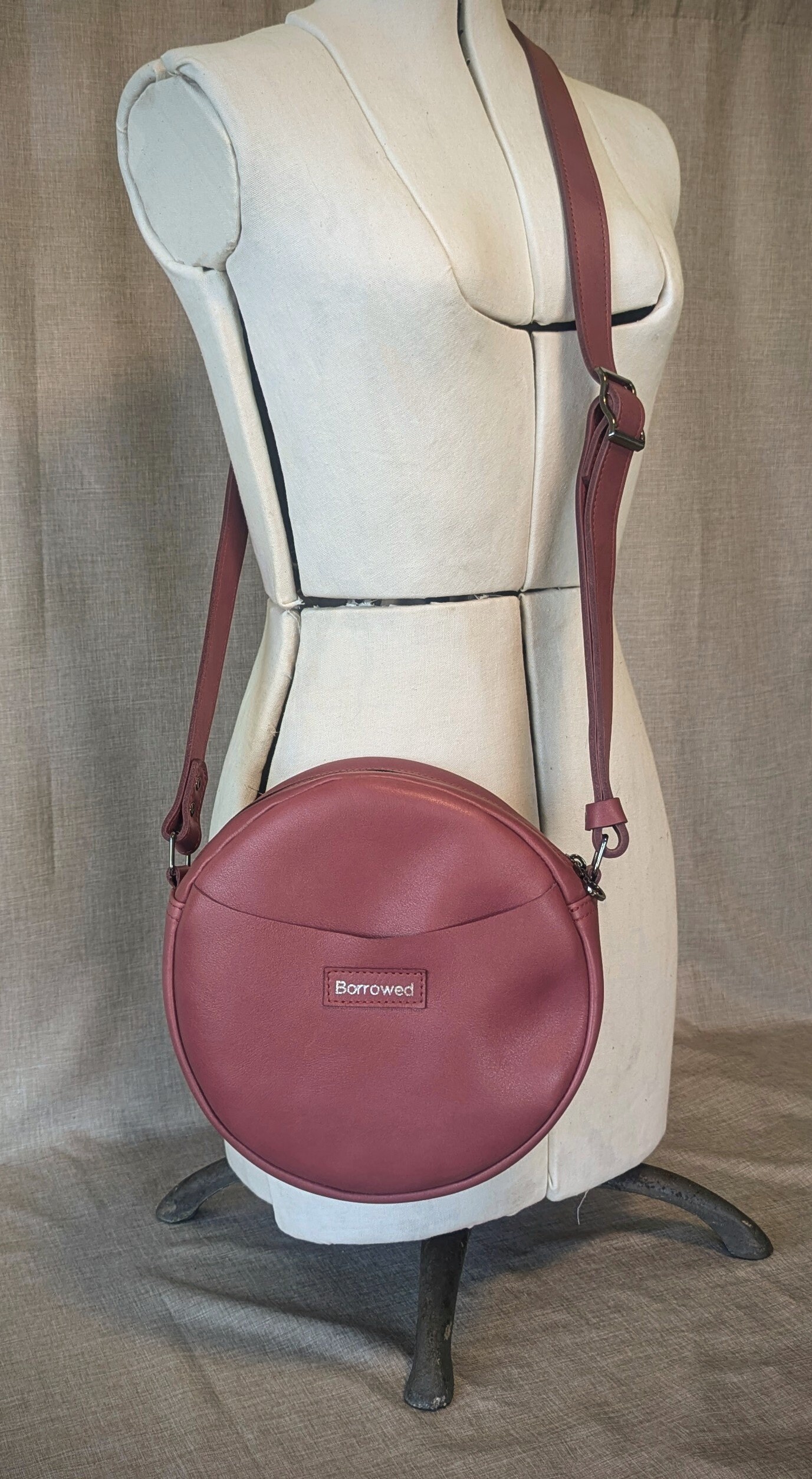 Mauve Leather Circle Purse, Round Bag, Canteen Style - Etsy