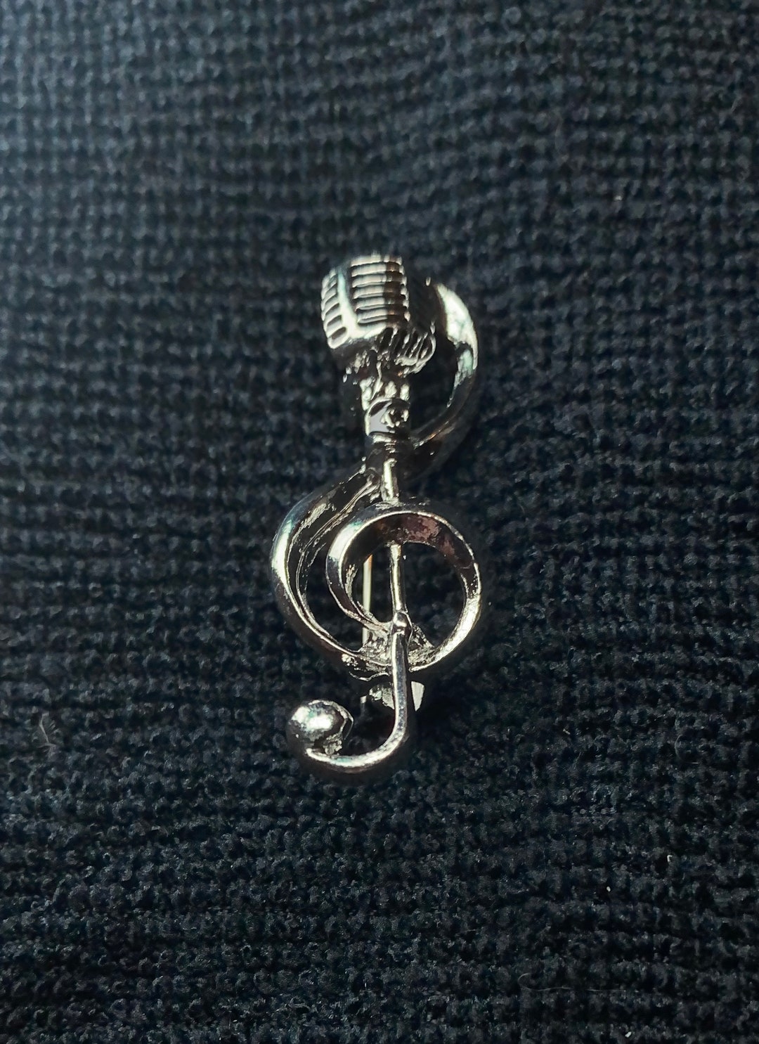 Musical Note and Mic Badge - Etsy