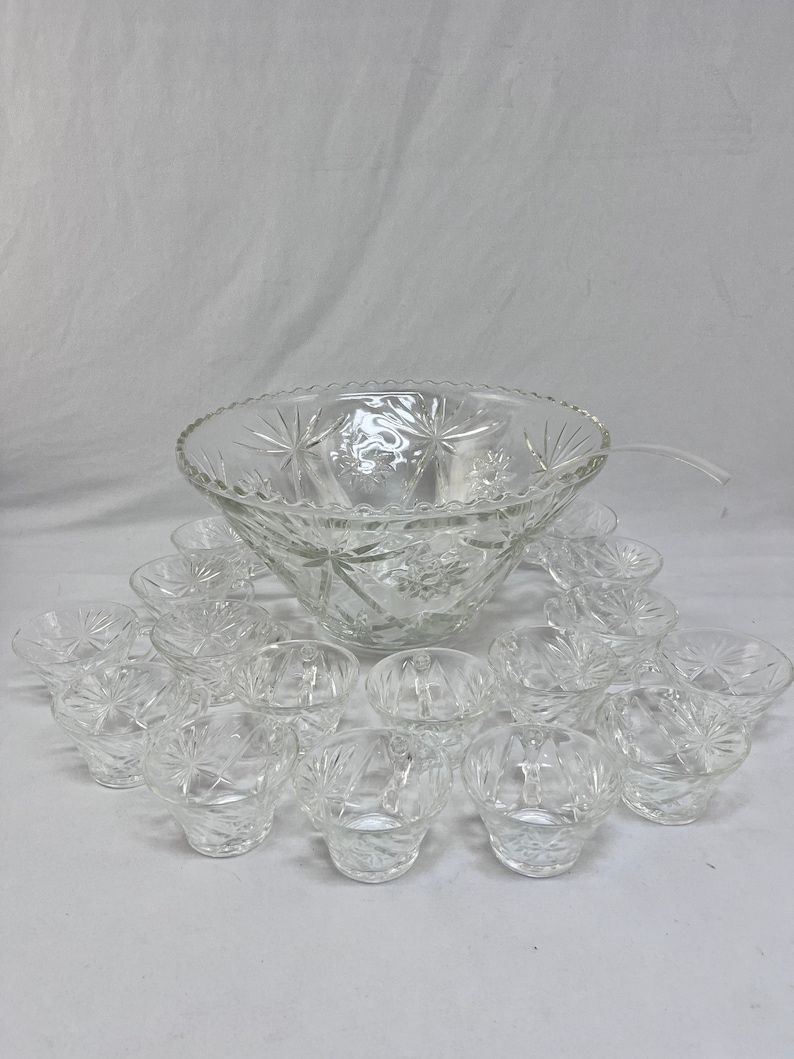 Vintage Crystal Punch Bowl With 16 Cups - Etsy