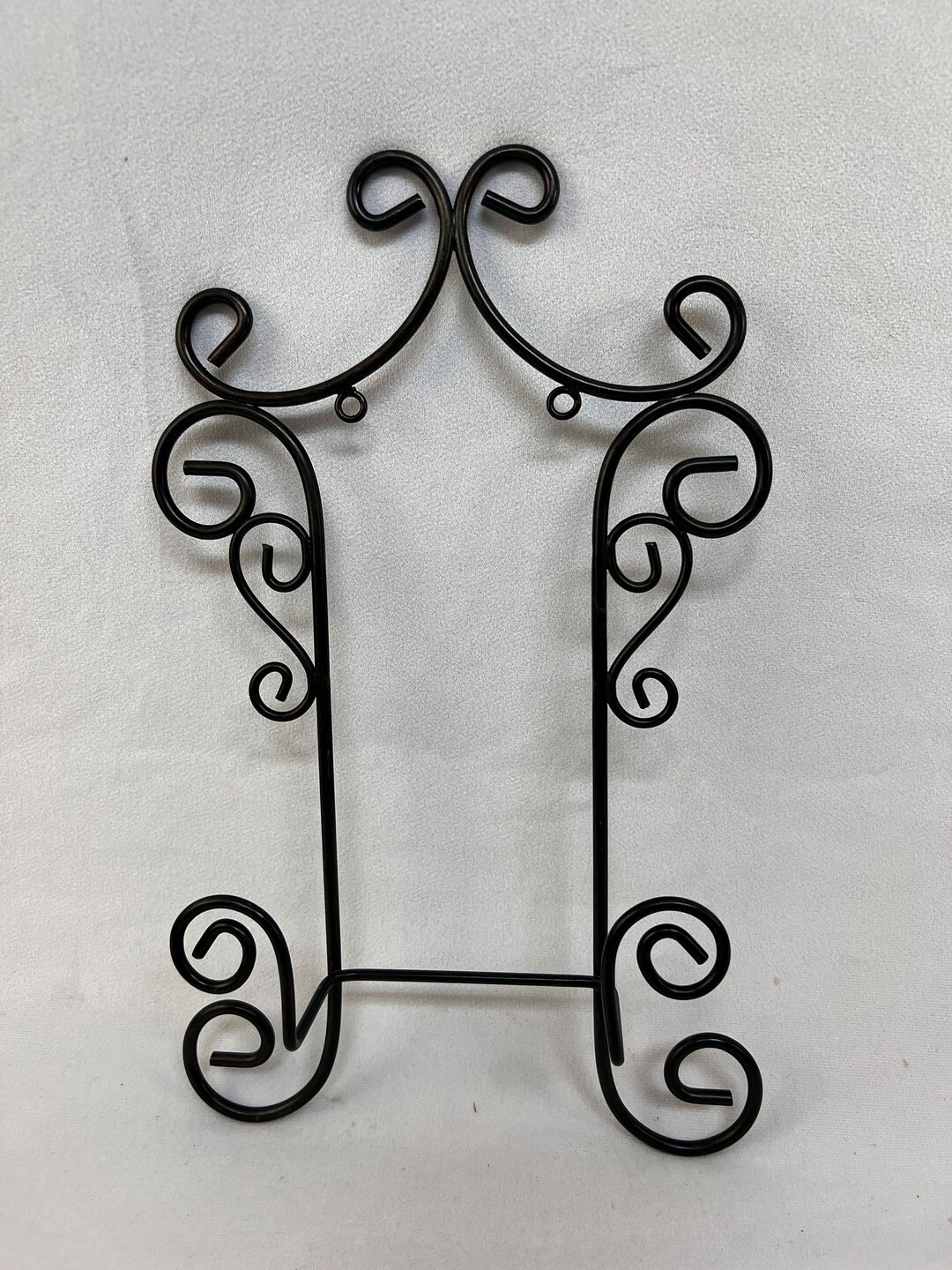 Black Wire Single Plate Vertical Wall Rack, Wall Hanging - Etsy