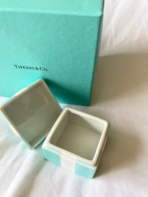 Small Box of Tiffany Blue Trinket Gift Ceramic Bone C… - Gem