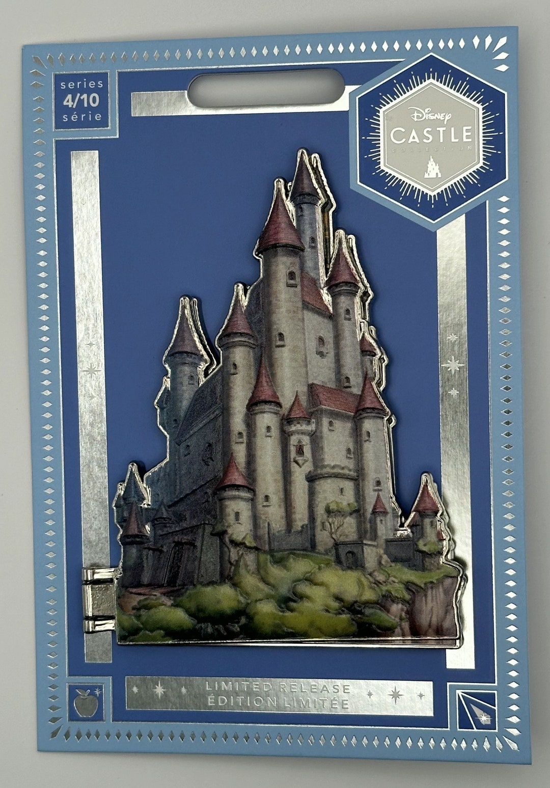Snow White Castle Pin Disney Castle Collection Limited - Etsy