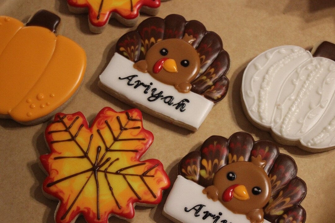 Thanksgiving Turkey Name Plate, Pumpkins and Leaf Cookies - Etsy