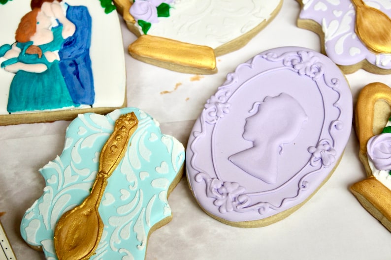 Bridgerton Themed Cookies - Etsy