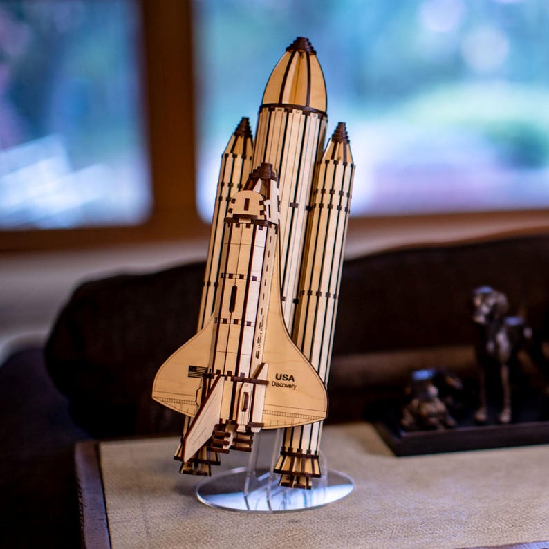 Space Shuttle Discovery - Etsy