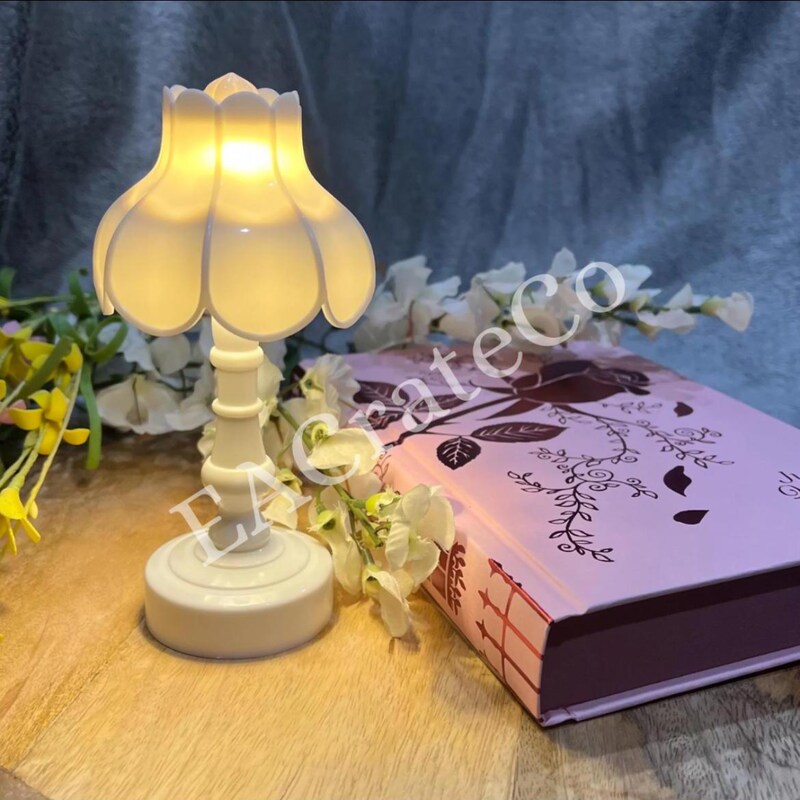 Cute Small Lamp - Etsy