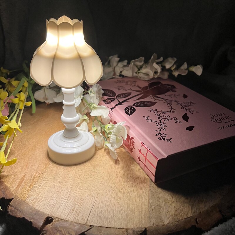 Cute Small Lamp - Etsy