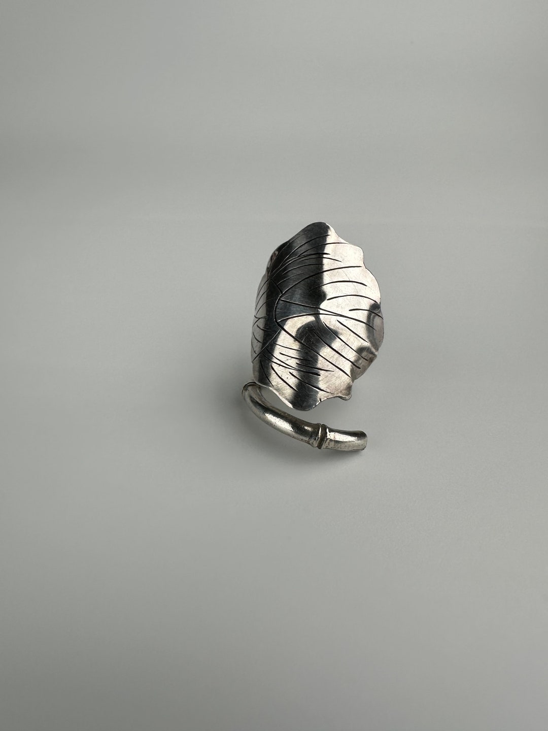 Vintage 950 Sterling Silver Tanaka Lotus Flower Spoon Wrap Ring Size 4. ...