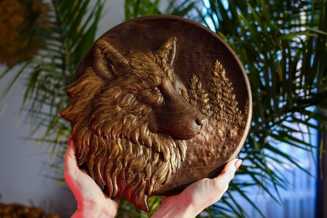 Wooden Wolf Decor, Wolf Head Carving, Carved Wolf Art, Gift for Boss ...