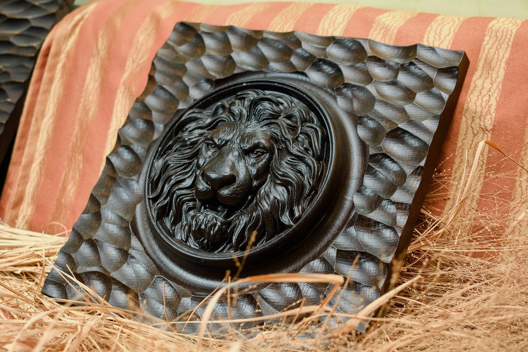 Wooden Lion Carving, Wood Lion Plate, Wood Engraving Featuring Lions ...