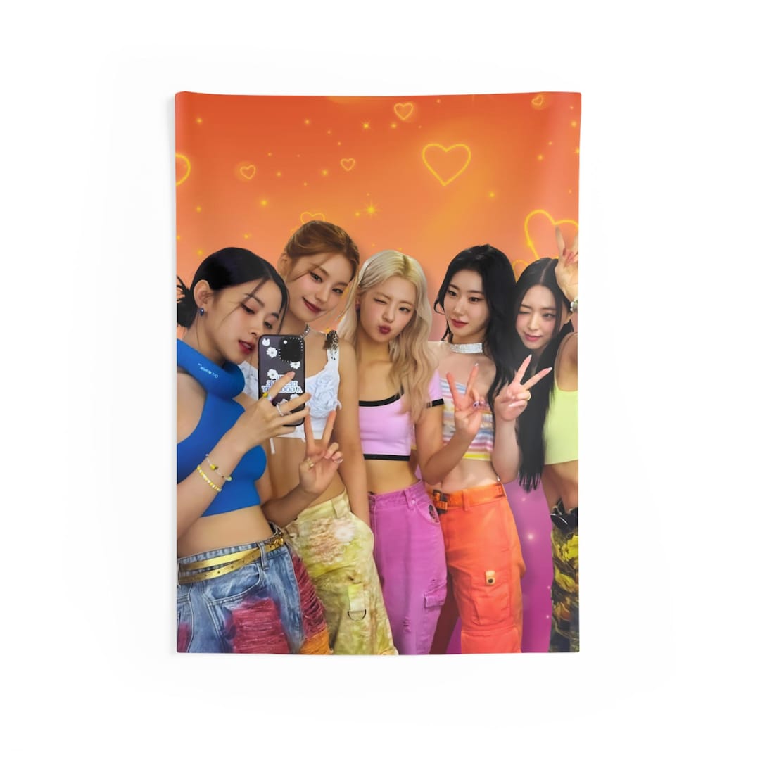 Itzy Members Lesbian Banner, Yeji Lia Ryujin Chaeryeong Yuna Kpop Flag ...