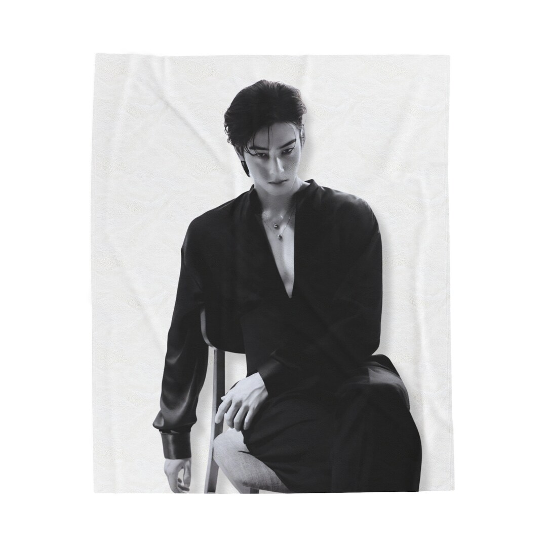 ASTRO Cha Eun Woo Entity Plush Blanket, Eunwoo New Drama Kdrama Blanket ...