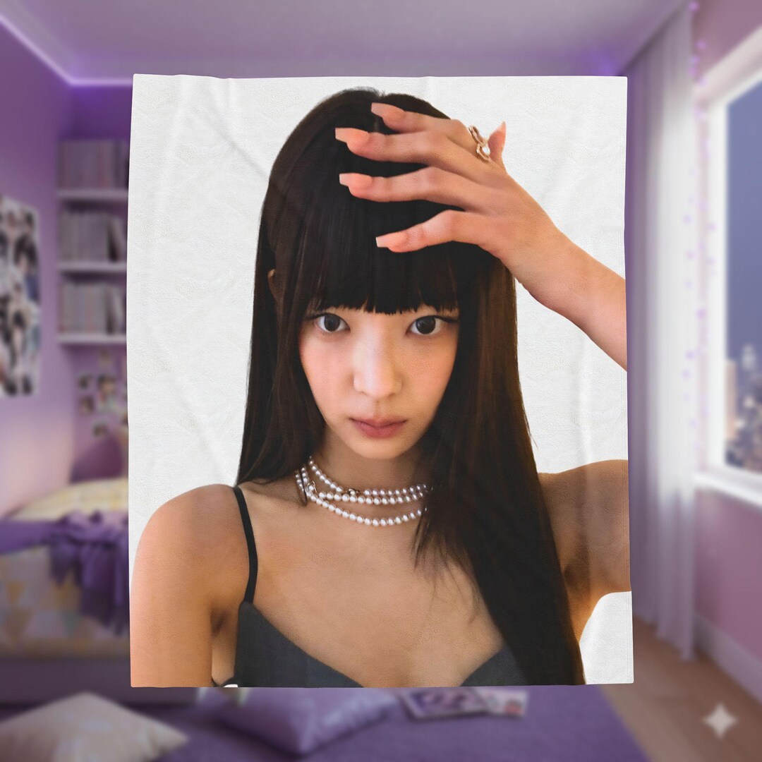 Itzy Lia Bangs Velveteen Plush Blanket: Midzy Kpop Concert Tour Merch ...