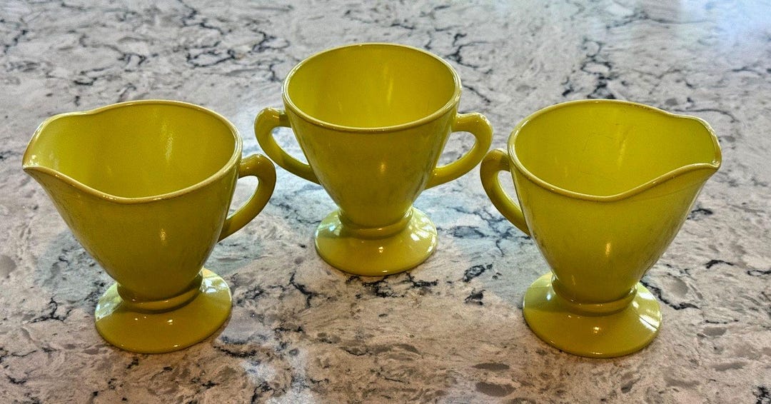 Vintage MCM Hazel Atlas Ovide Chartreuse Milk Glass Cream & Sugar Set ...