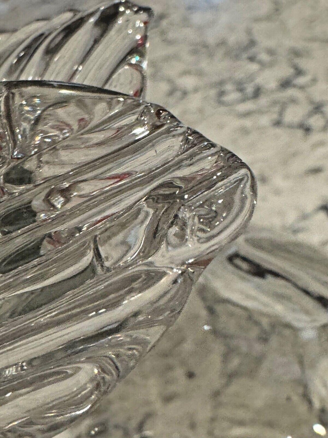 Vintage Two's Company Hand Blown Art Glass Ruffled Pulled Bottle Neck 9 ...