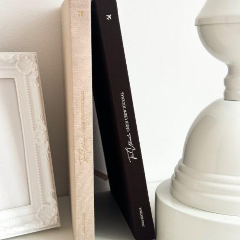 The Ultimate Cabin Crew Journal | Flight Attendant Undated Planner 2025 ...