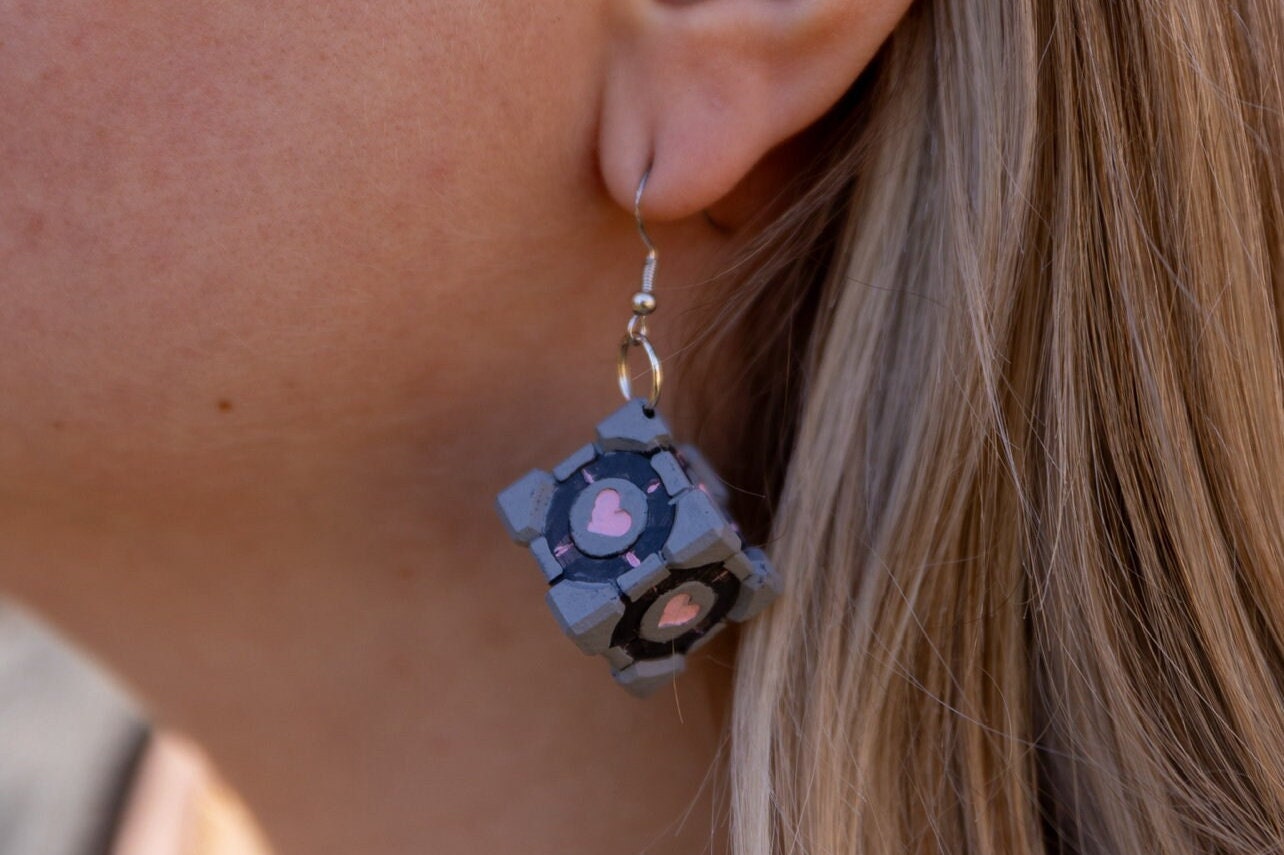 Portal Inspired Companion Cube Earrings - Etsy