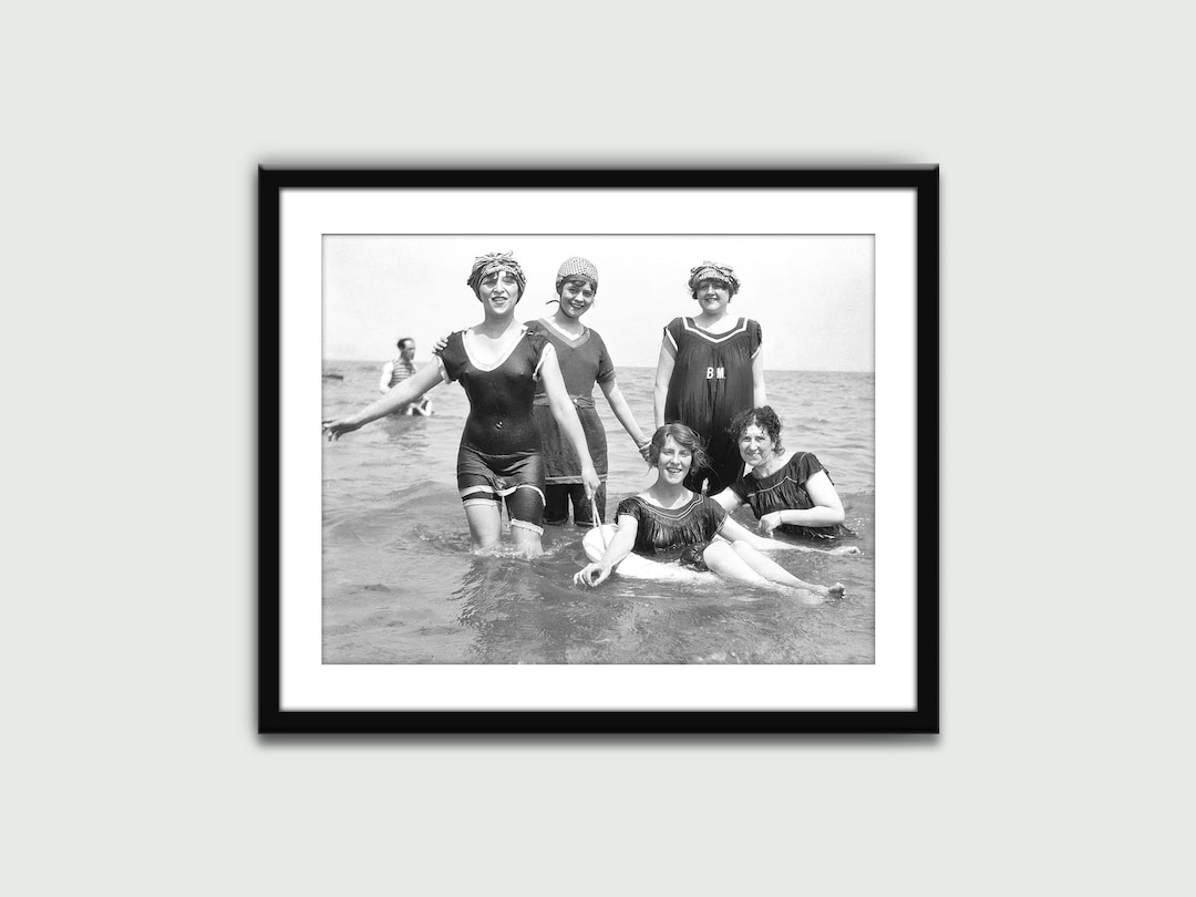 Women Enjoying Paddling in the Sea Photo, Vintage Print, Wall Art Print ...