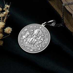 Gilgamesh Necklace – Ancient Mesopotamian Hero Pendant, Epic of ...