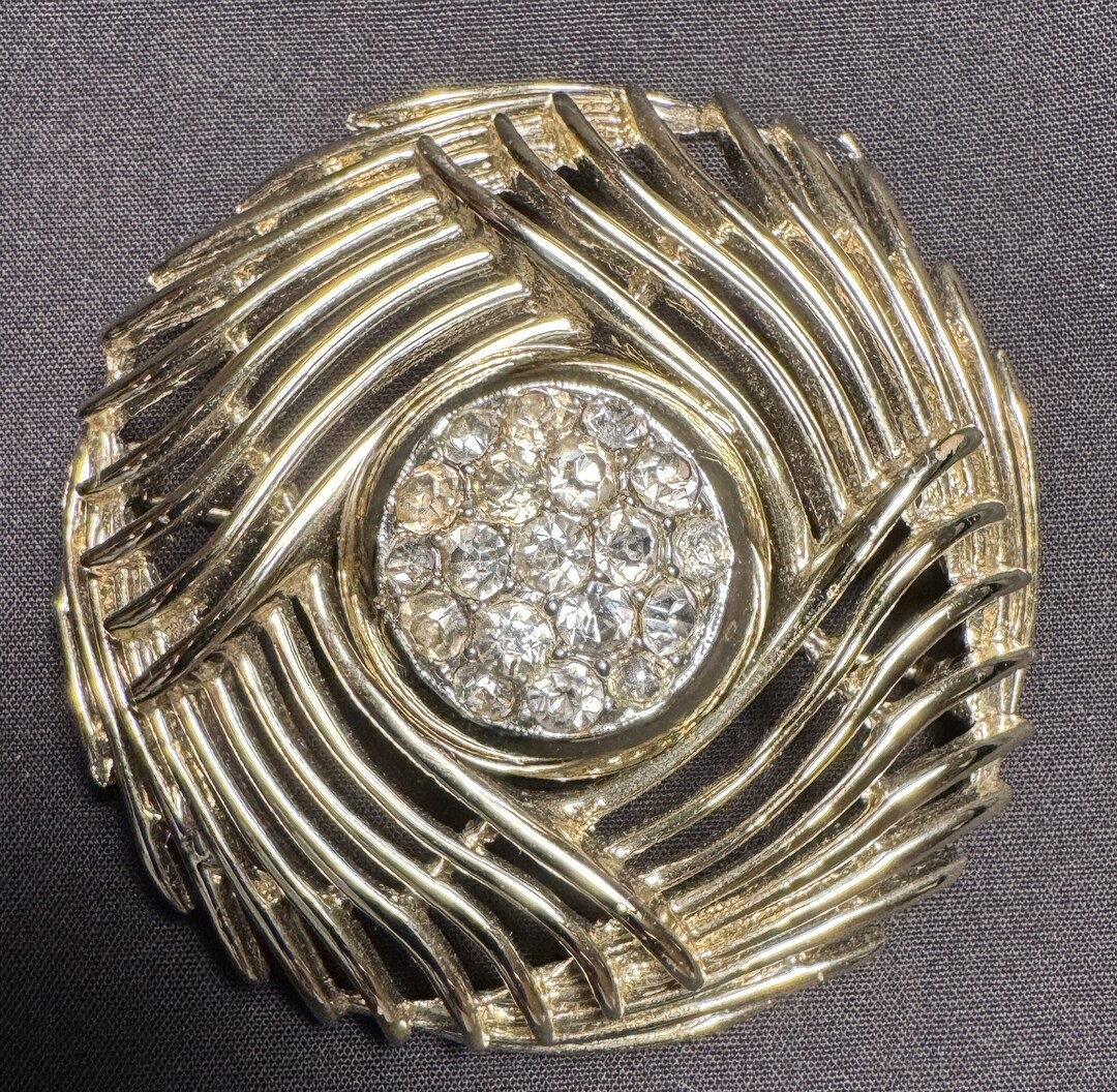 Vintage BSK Brooch, Large Round, Rhinestones, 2 1/4 Inches 1950's - Etsy