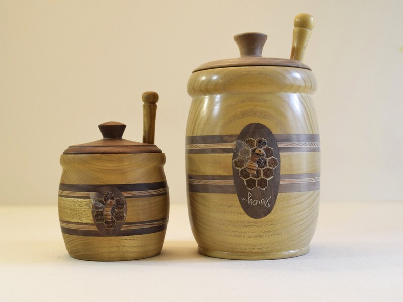 Large Wooden Honey Pot With Bee Wooden Inlay, Honey Jar, up to 1 Kg ...