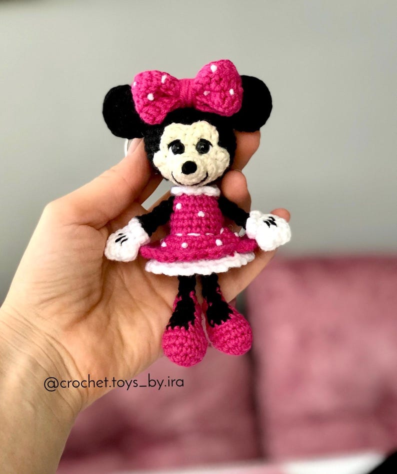 Minnie Mouse Crochet Pattern, Minnie Keychain Pattern, Amigurumi Minnie ...