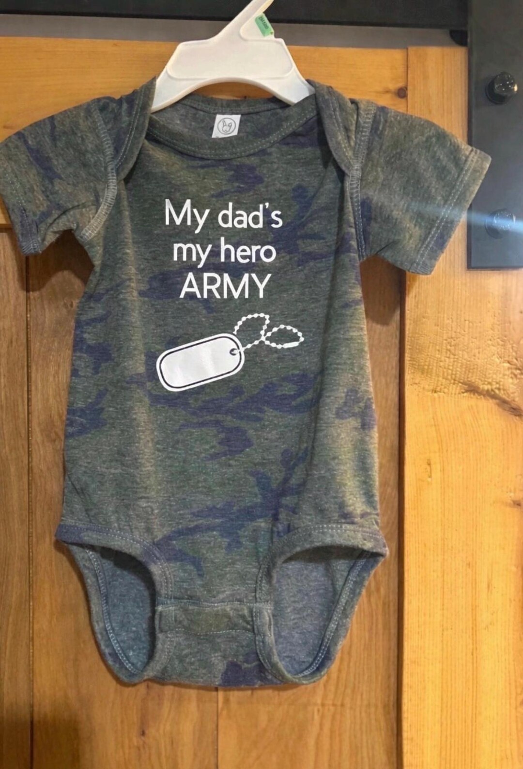 My Dad’s My Hero Army Baby Welcome Onesie With Dog Tags - Etsy