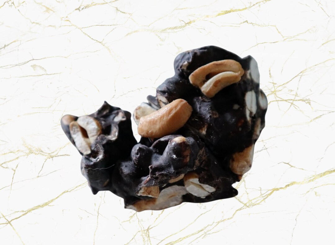 Dark Chocolate, Toasted Cashews and Fleur De Sel - Etsy