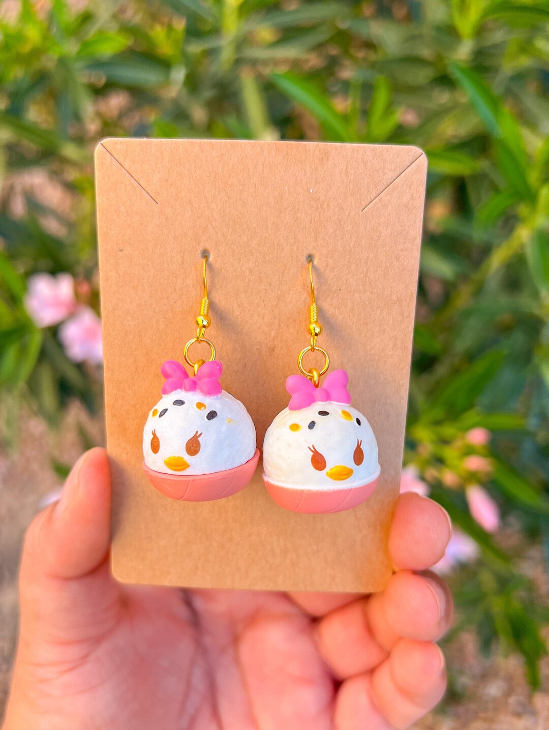 Daisy Duck Munchlings Earrings - Etsy
