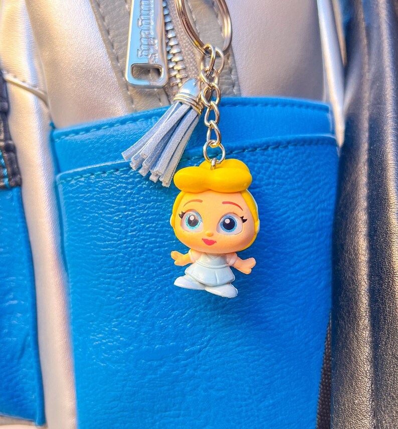 Cinderella Keychain - Etsy
