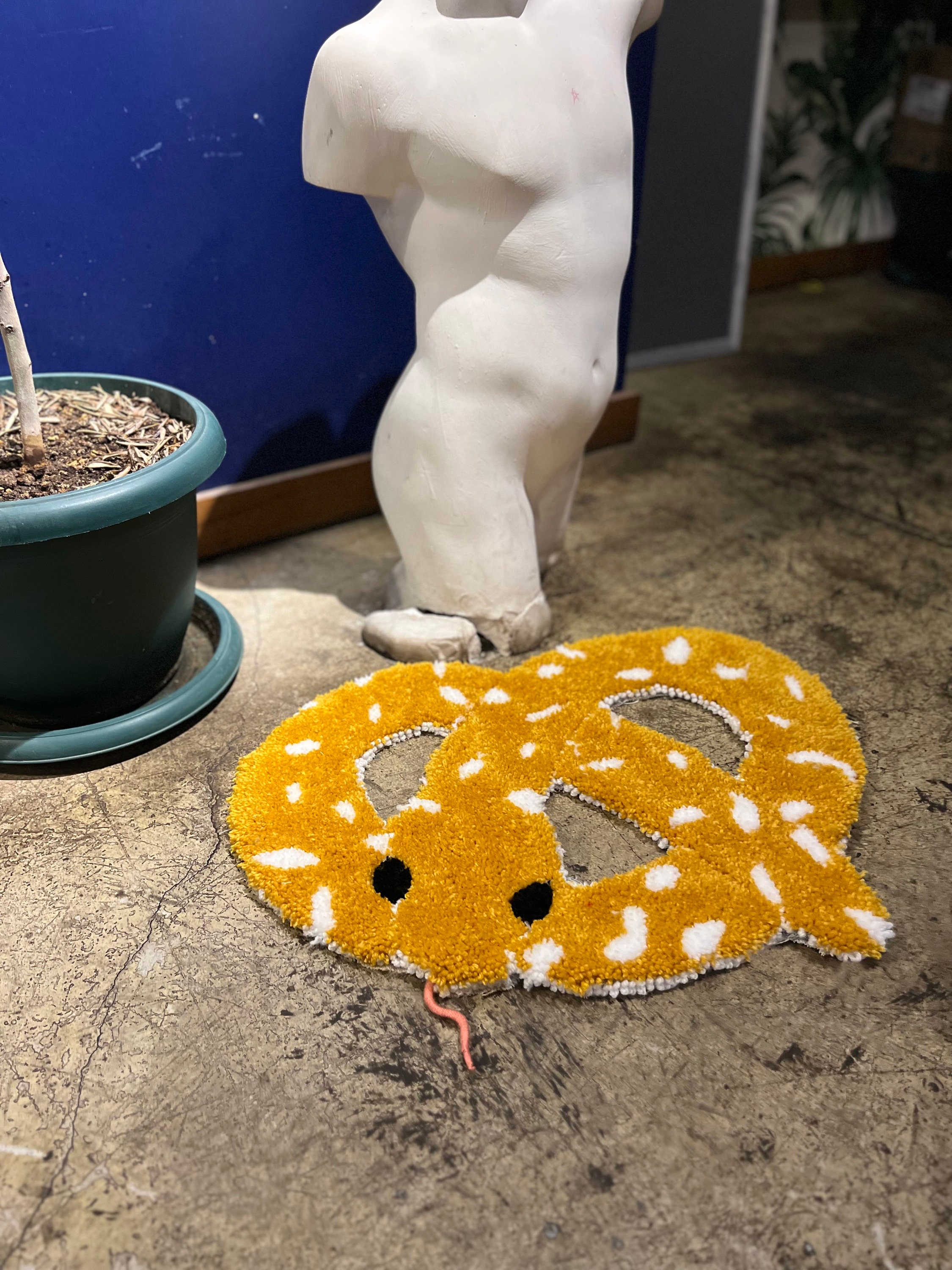 Pretzel Snake Mustard Color Shag Rug, Yellow Fluffy Rug, New Home ...
