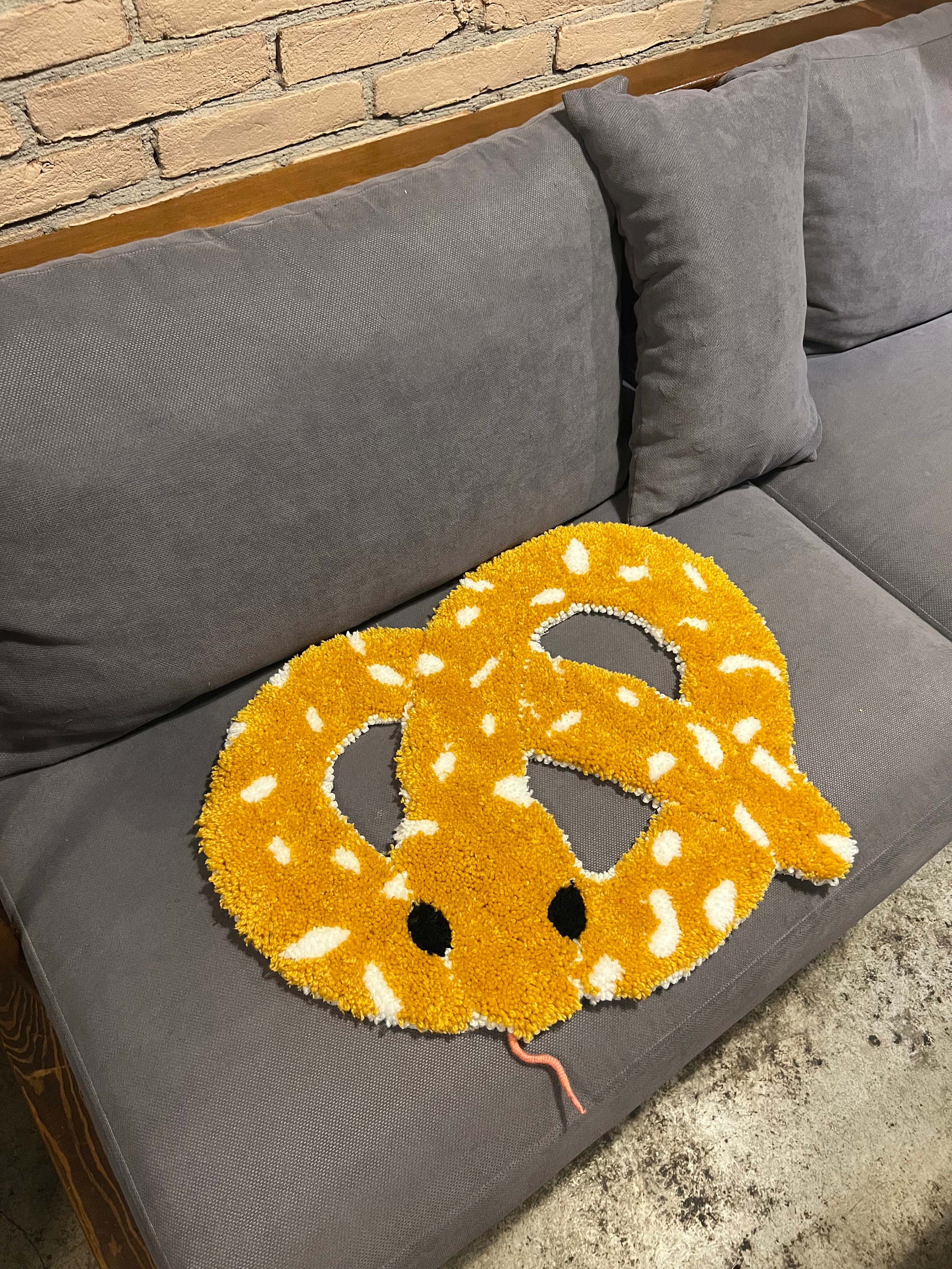 Pretzel Snake Mustard Color Shag Rug, Yellow Fluffy Rug, New Home ...