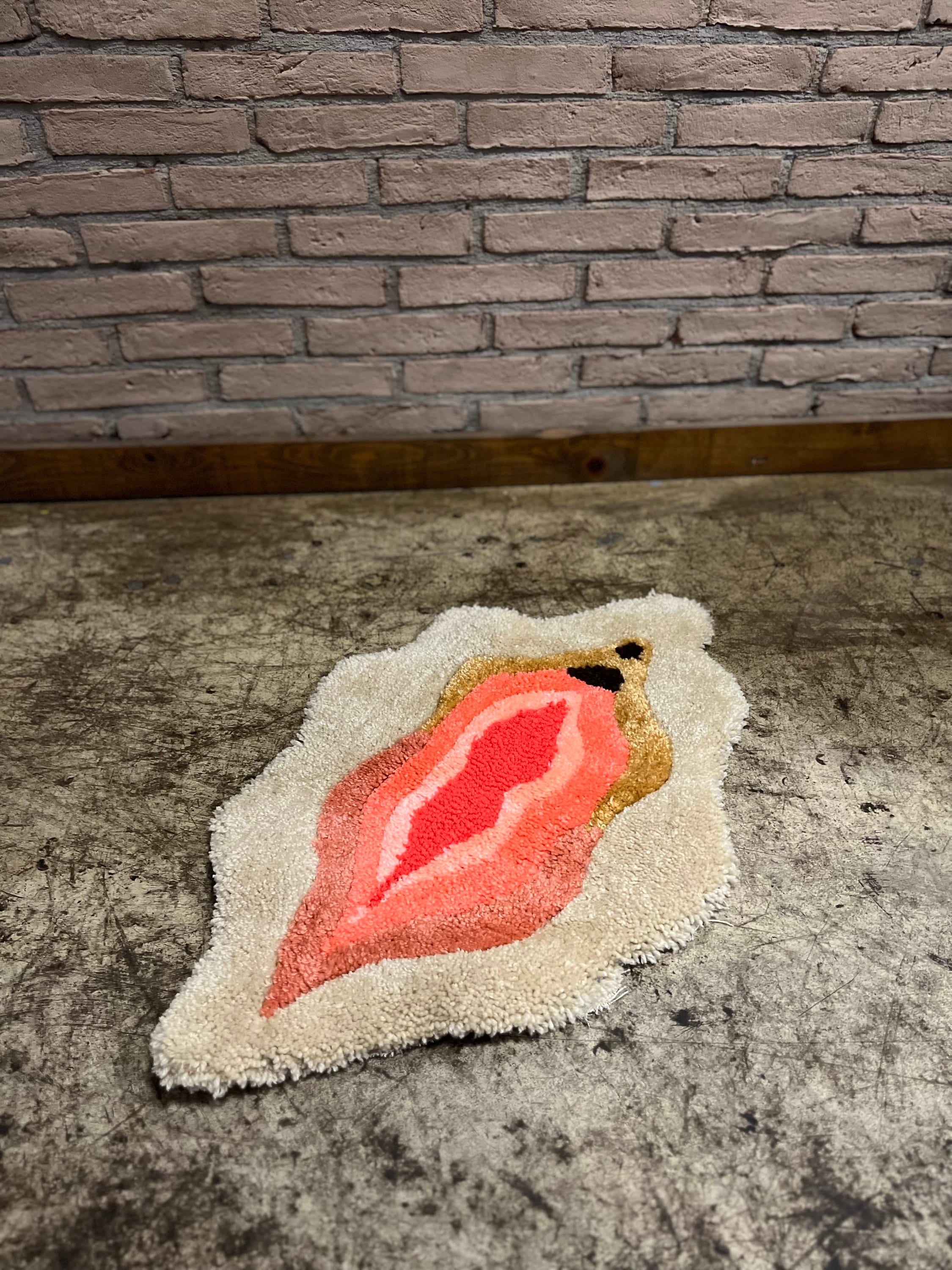 Pink Vulva Tufted Rug Hanmade, Feminist & Protest Art, Erotic Carpet ...