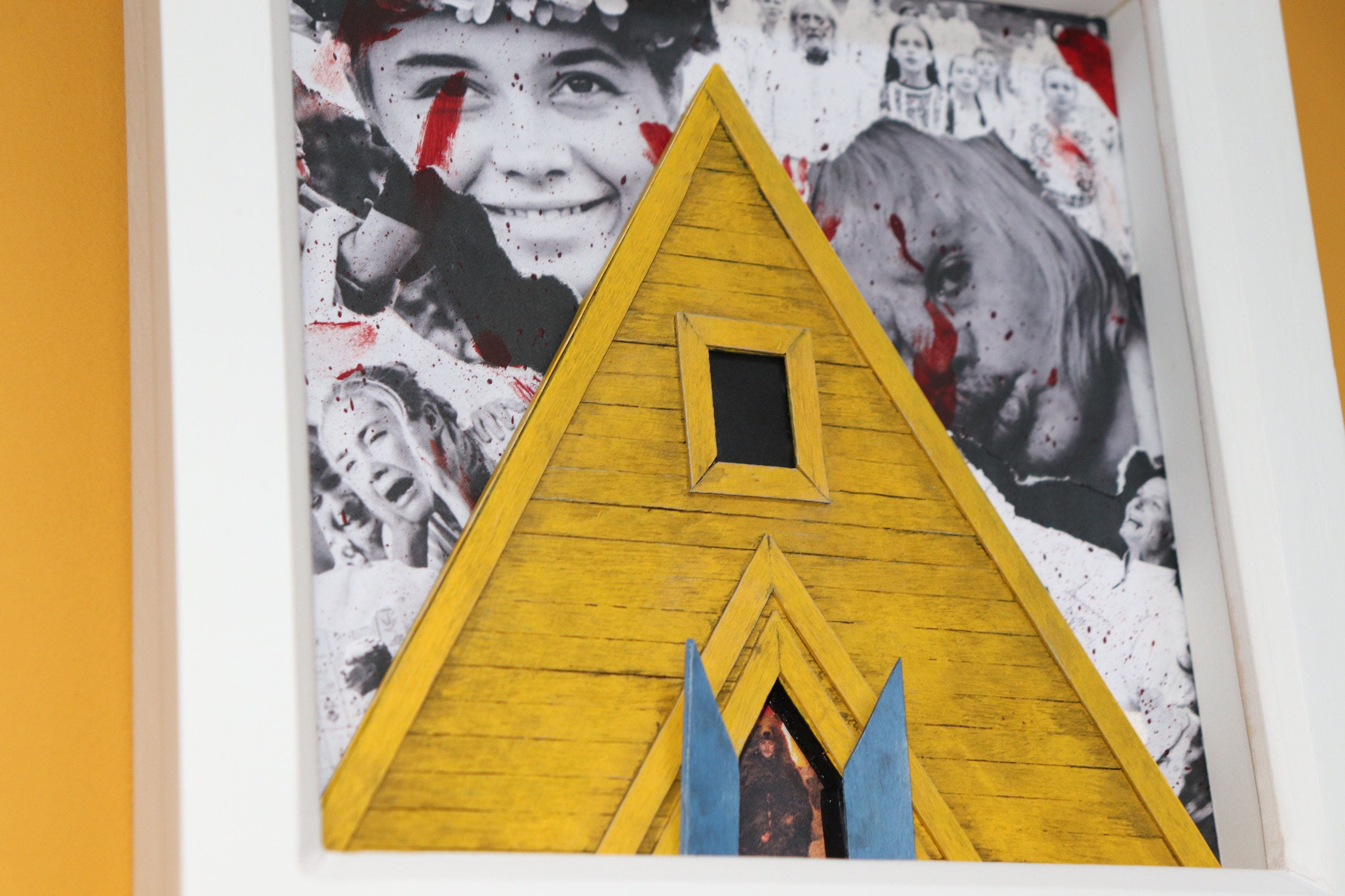 Midsommar Temple / Shadow Box / Diorama / - Etsy