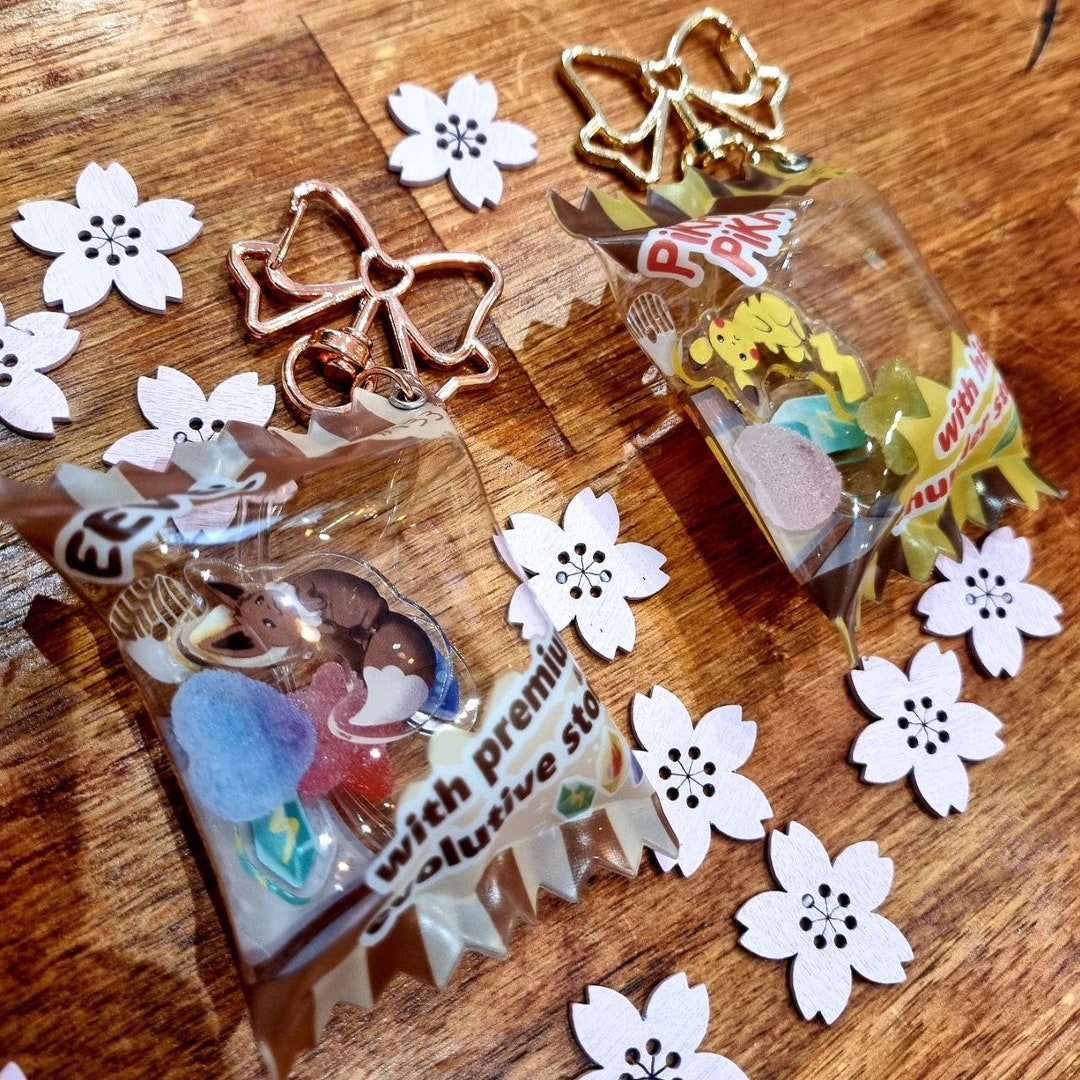Pocket Monster Pikachu and Eevee Eevee, Candy Key Ring, Candy Bag ...