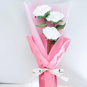Handmade Crochet White Rose Bouquet: Everlasting Yarn Flowers - Etsy