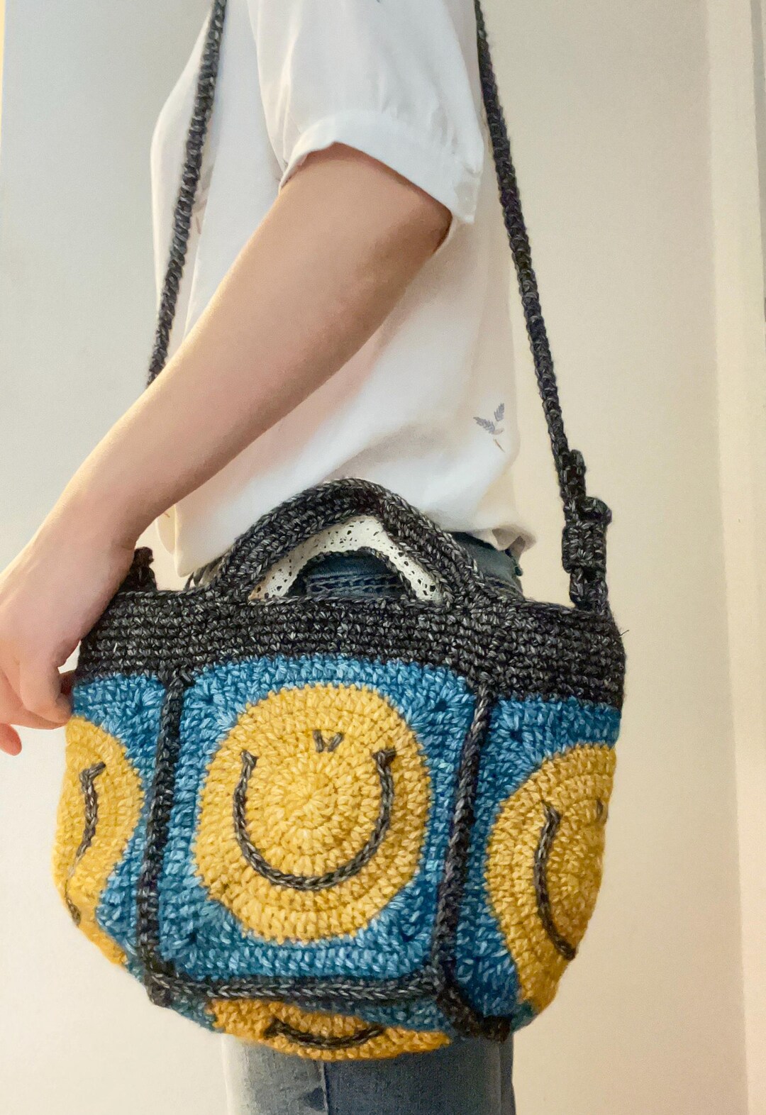Handmade Bag, Crochet Bag,smiley Face Bag，vintage Style,crossbody Bag ...
