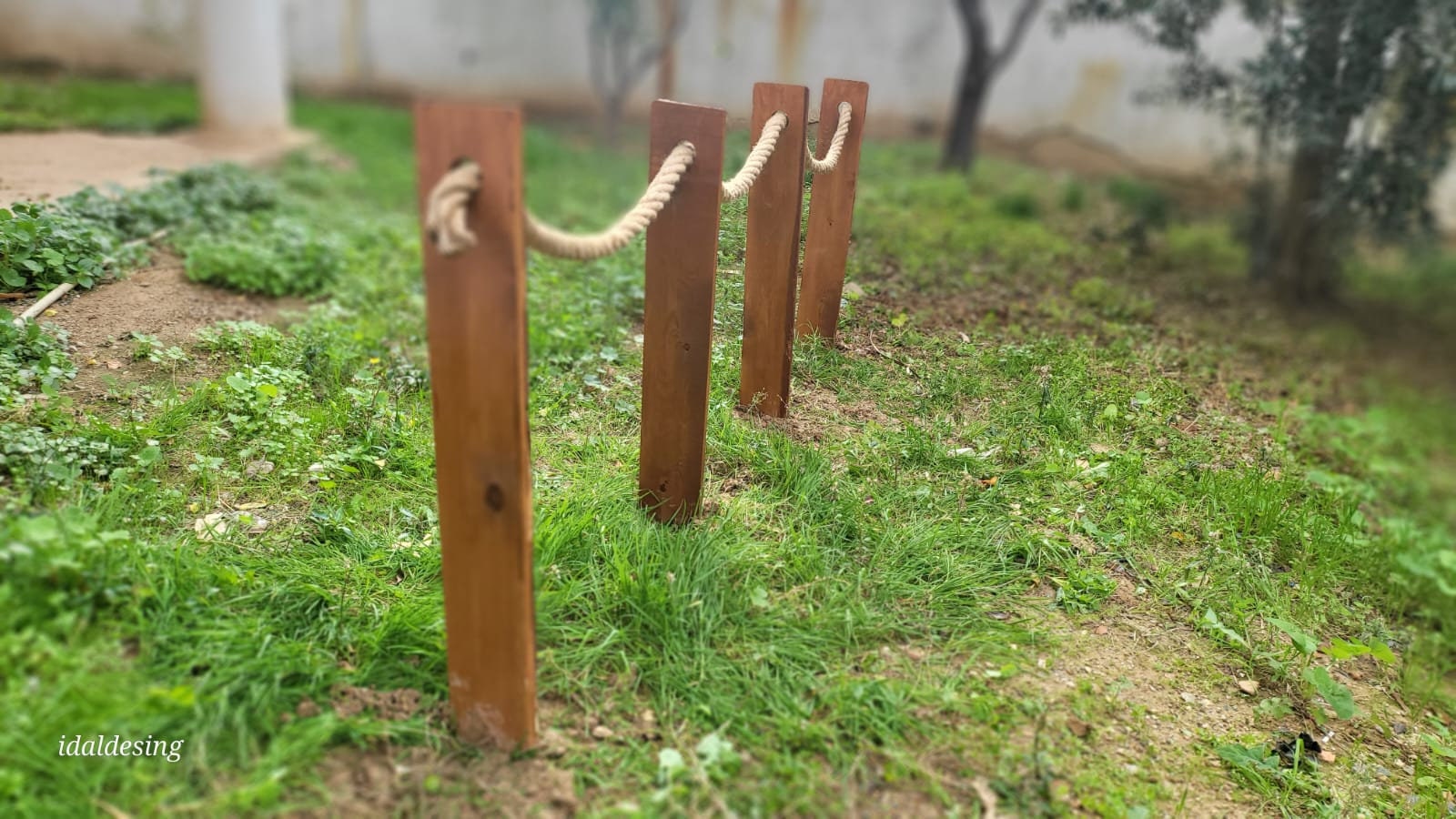 Rope and Wood Garden Fence, Wood Rustic Fence in Customizable Colors ...