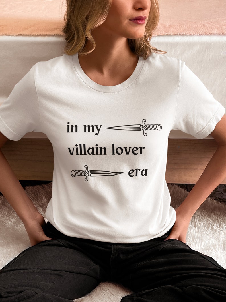 In My Villain Lover Era T-shirt Booktok Book Lover Reader Dreamer Gift for Her Gift for Him Dark ...