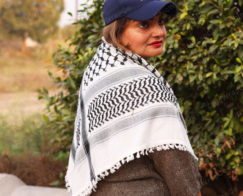 Shemagh Keffiyeh Palestine Scarf, Palestinian Style Kufiya With Tassels ...