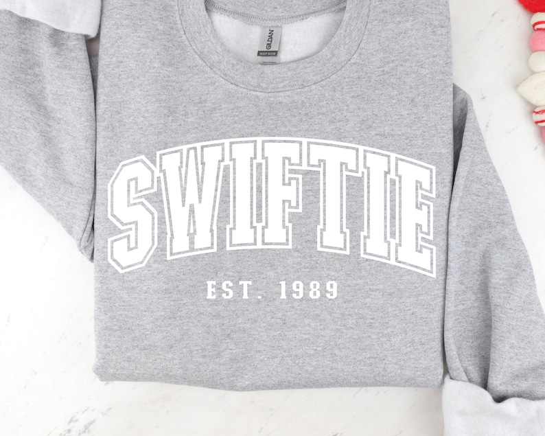 Swiftie SVG 1989 PNG Swiftie University Png Svg Trendy Svg Swiftie Era ...