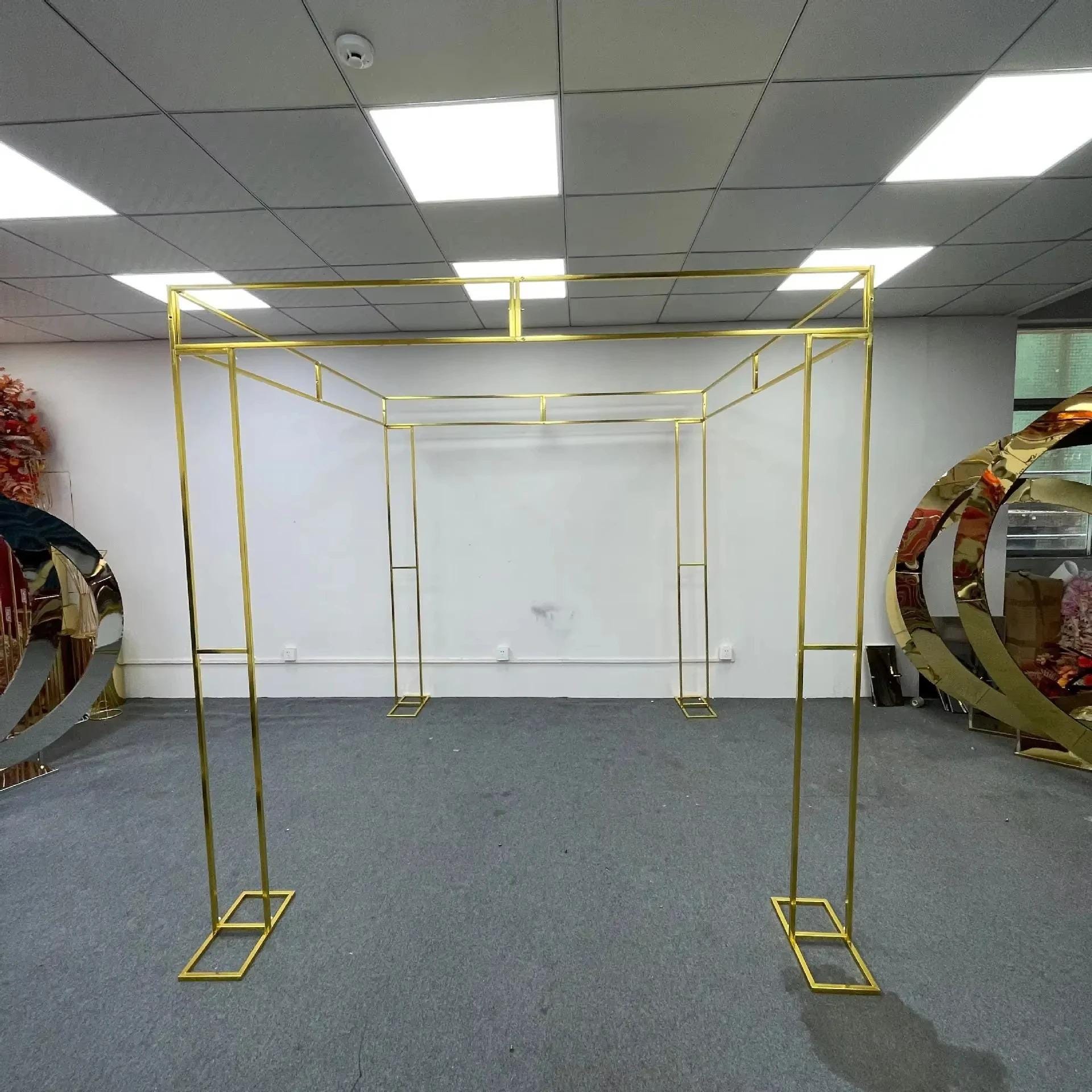 High End Elegant Golden Wedding Arch Stand - Outdoor Home Christmas ...
