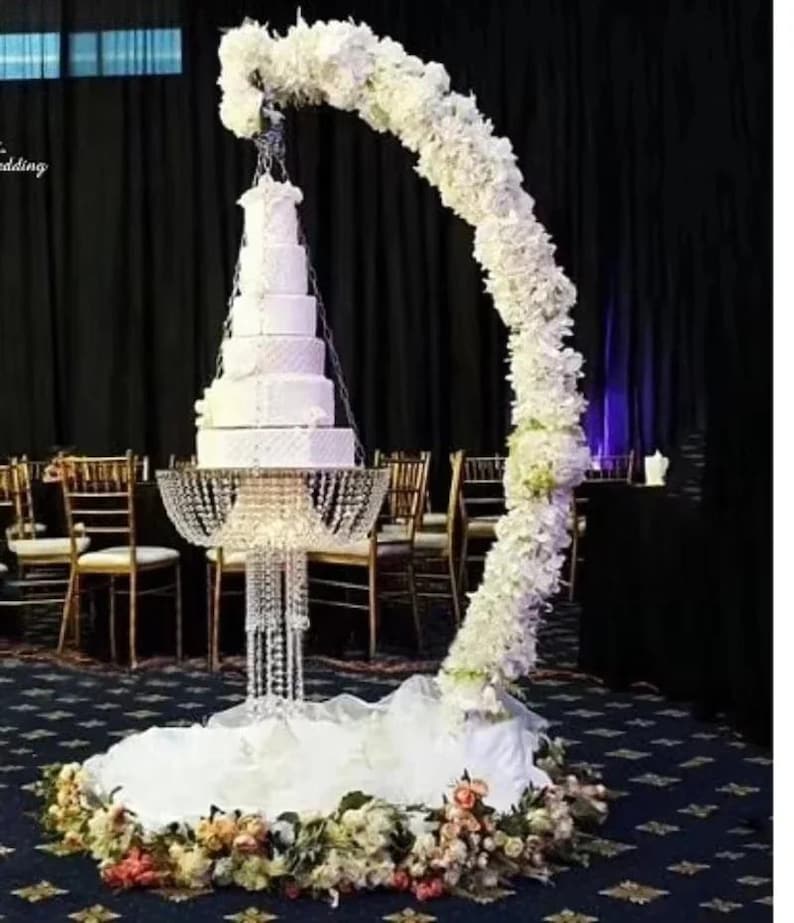 Moon Shape Wedding Cake Stand Hanging Chandelier Centerpiece for ...