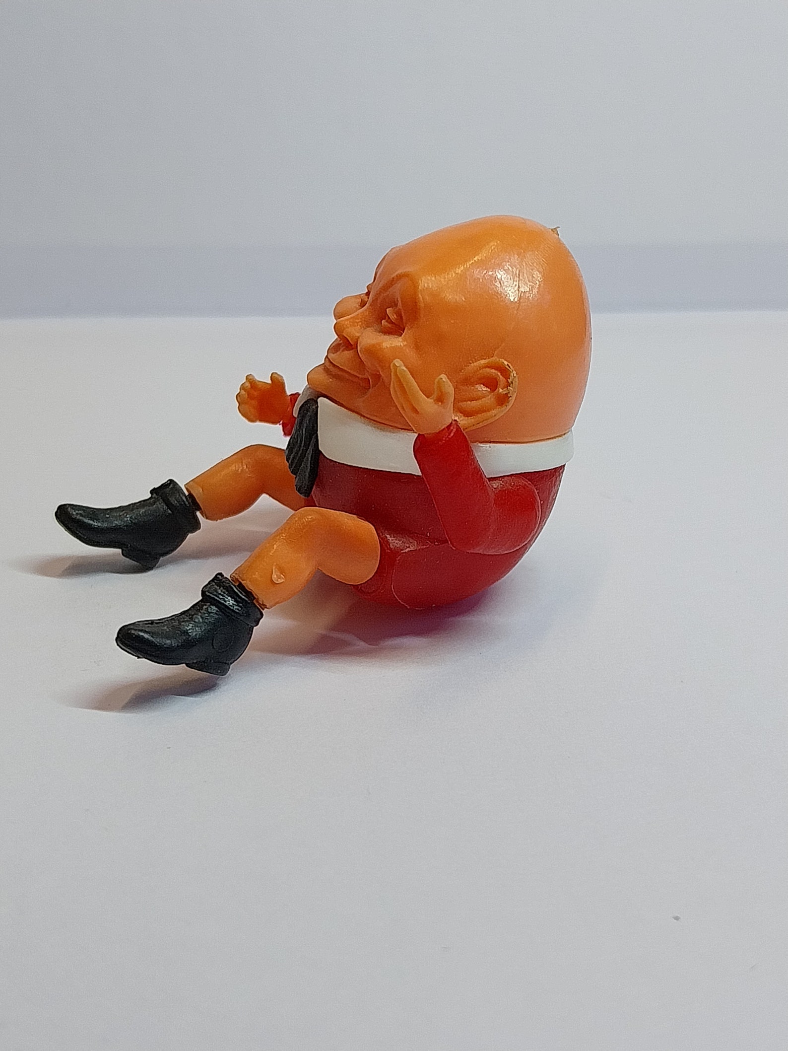 1984 Vintage Kinder Toy Minifigure - Humpty Dumpty - Etsy