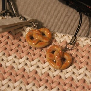 Miniature Pretzel Charm - Etsy