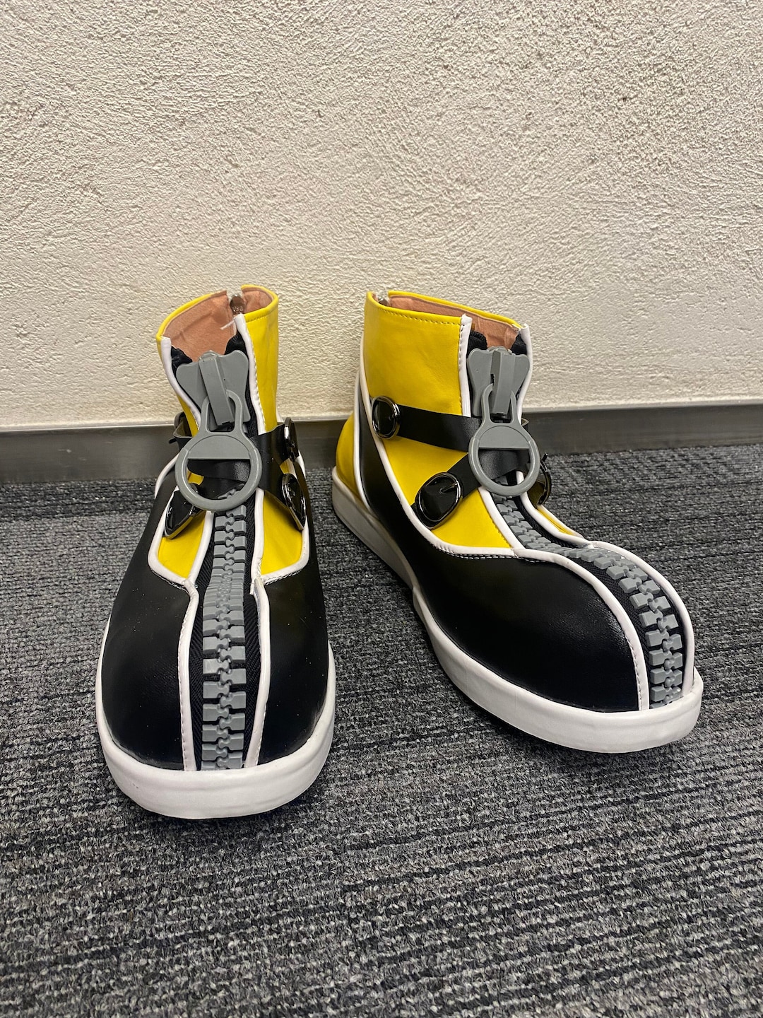 Made to Order Custom Made Hand Made Kingdom Hearts Sora Cosplay Shoes ...