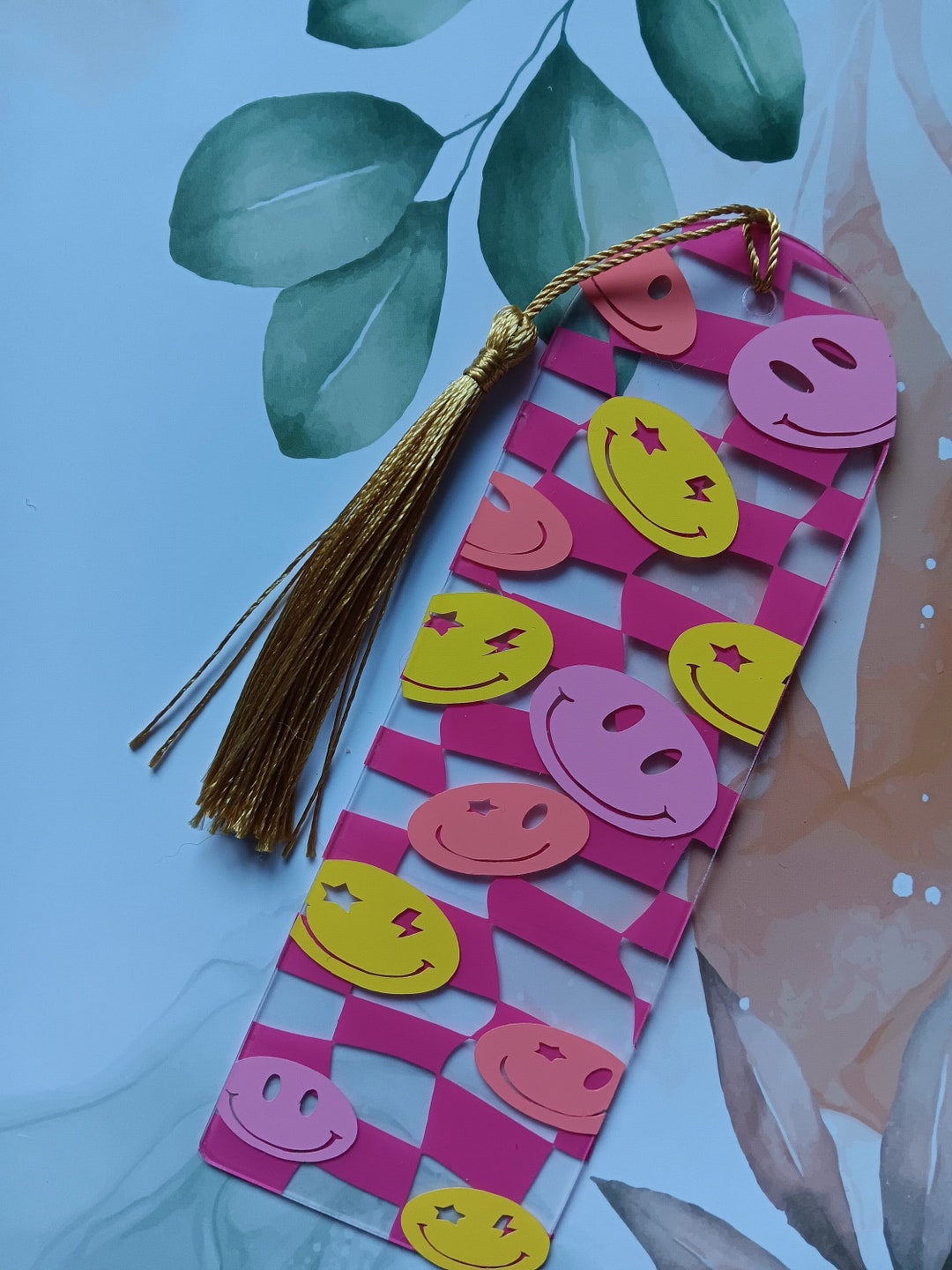 Retro Acrylic Smiley Face Bookmark for Women Unique Bookmark Gift for ...
