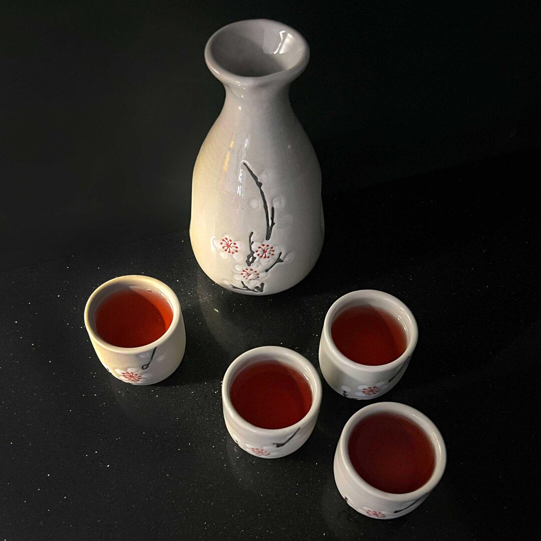 Cream Ceramic Sake Set | Blossom Design, Japanese-inspired - Etsy